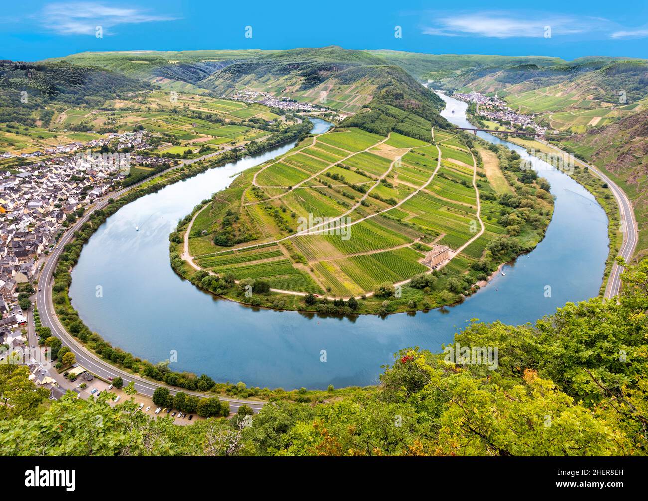 scenic moselle river loop at village of bremm Stock Photo - Alamy