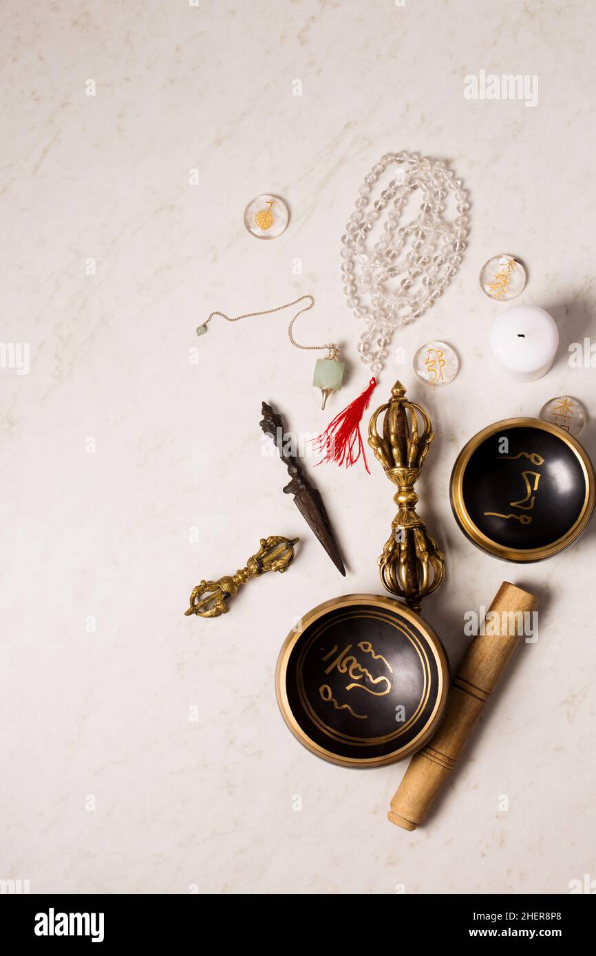 Pendulum, singing bowls and other healing tools for healing in Reiki ...