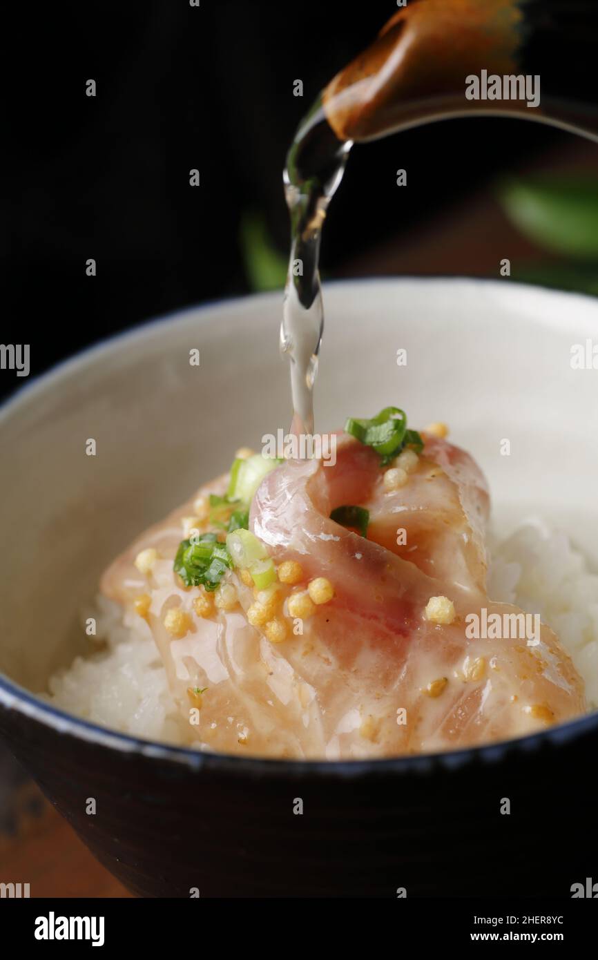 Sea Bream In Sesame Tea Stock Photo - Alamy