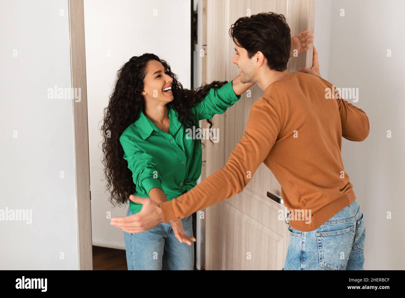 Woman entering party hi-res stock photography and images - Alamy