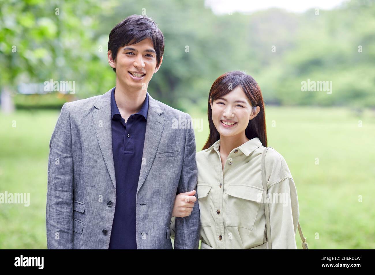 Japanese couple taking walk hi-res stock photography and images - Alamy