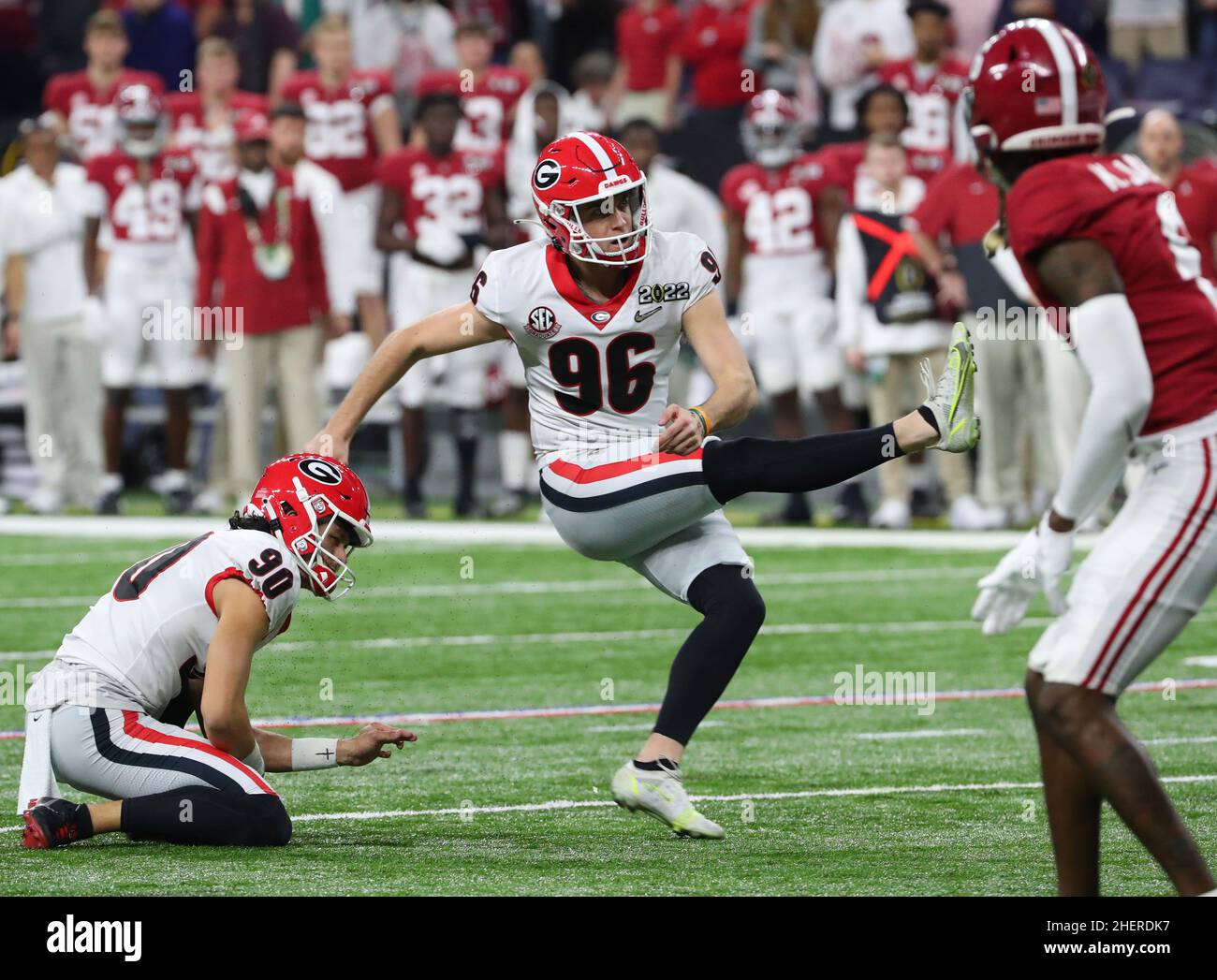 Georgia Bulldogs place kicker Jack Podlesny (96) during the 2022 CFP ...