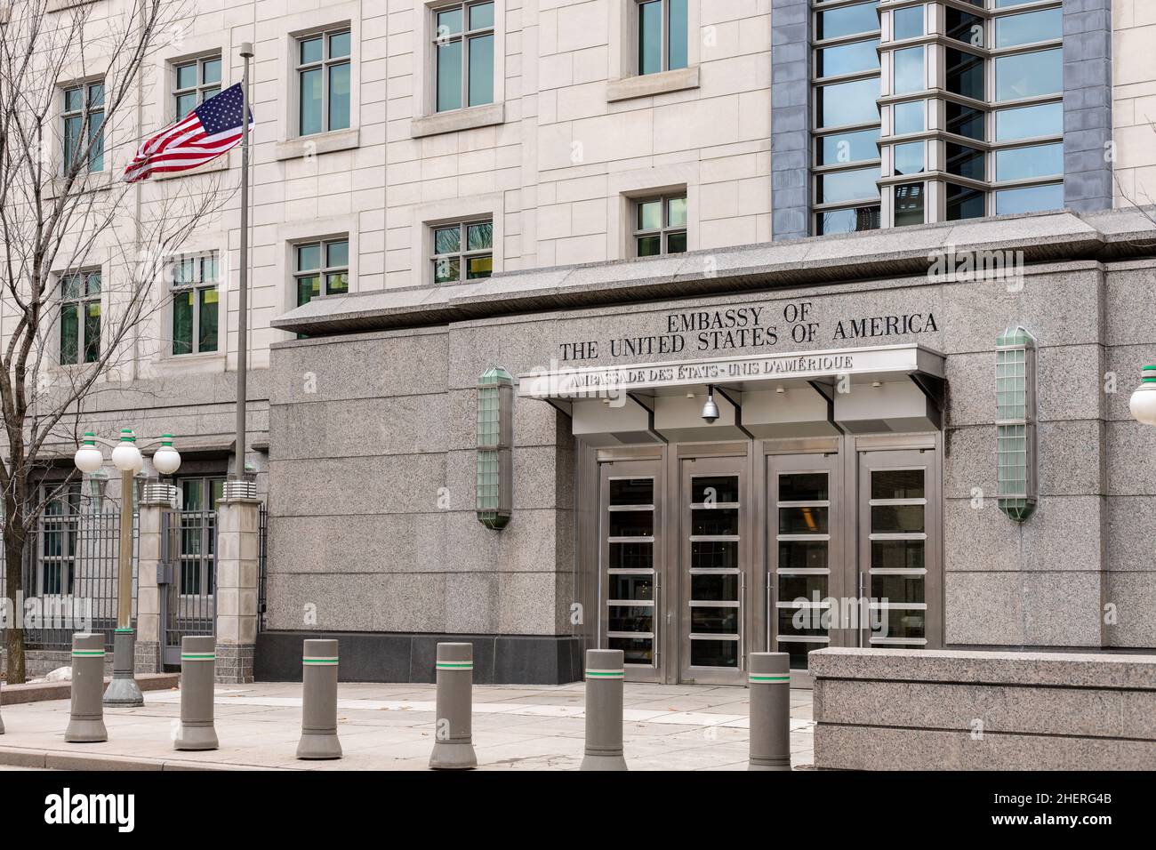The united of america us embassy building facade in ottawa hi-res stock ...