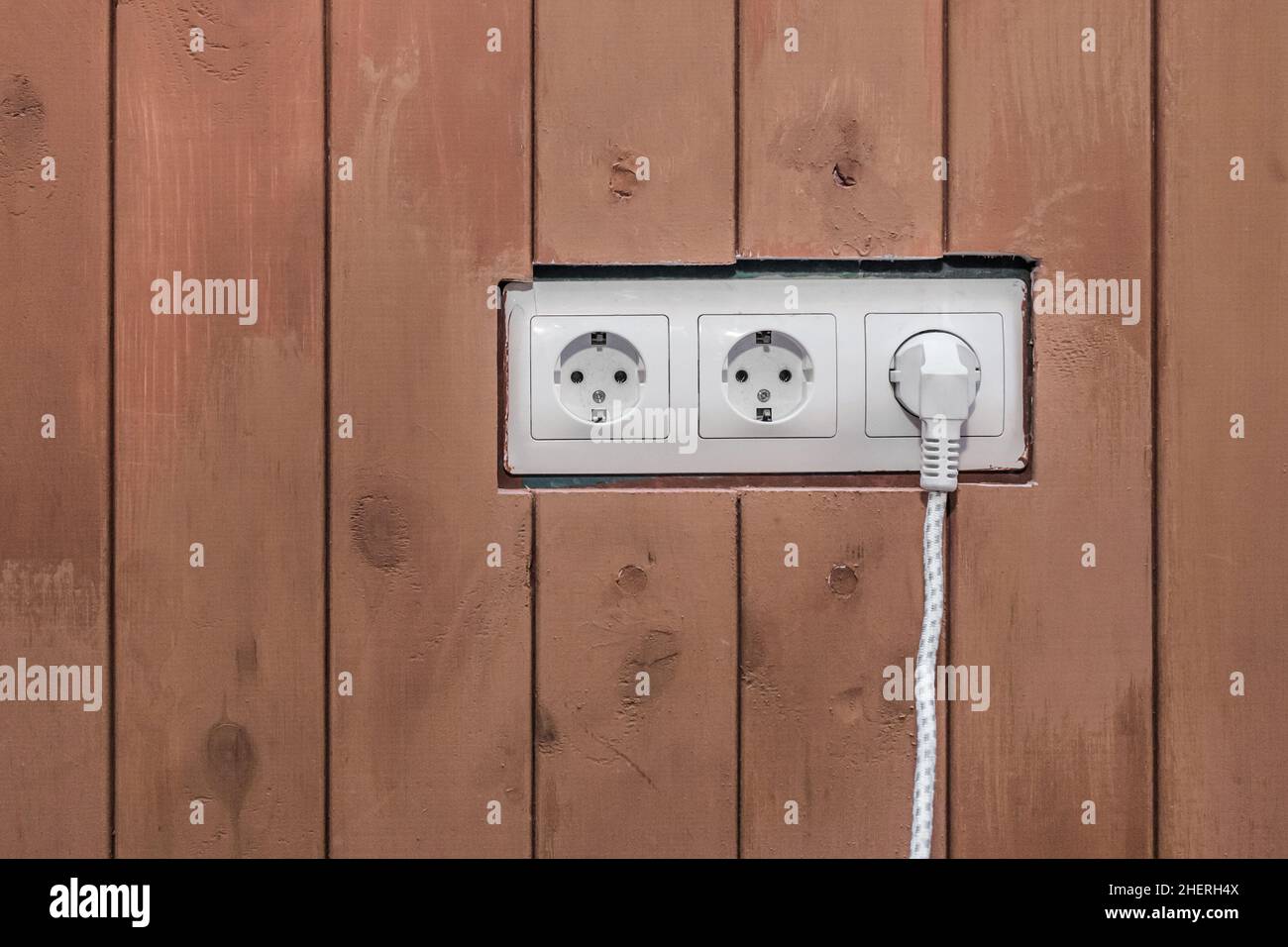 Connection electricity hi-res stock photography and images - Alamy