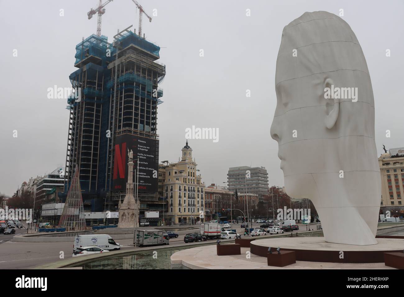 "Julia" sculpture in Plaza Colon, Madrid Stock Photo - Alamy