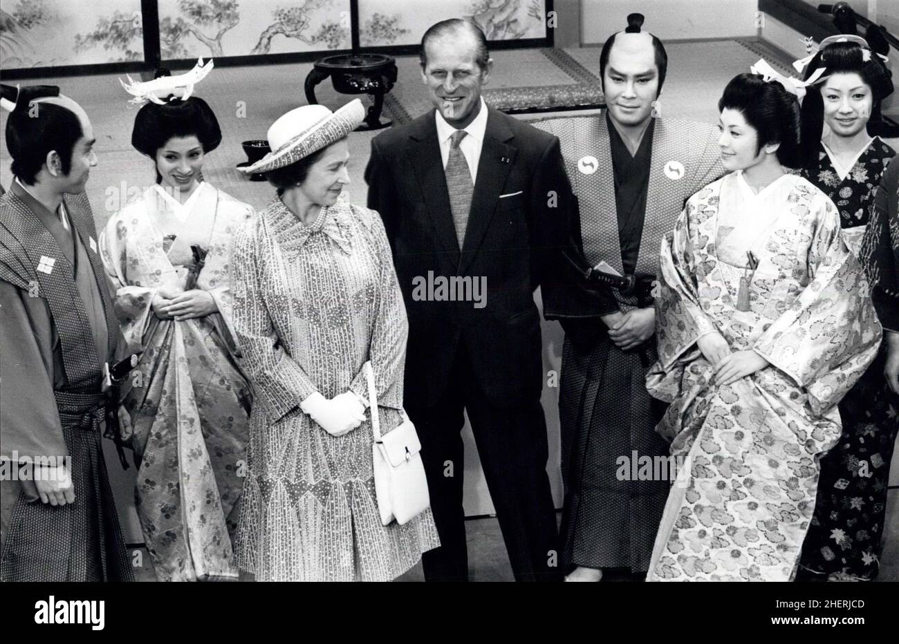May 08, 1975 - Tokyo, Japan - QUEEN ELIZABETH and the Duke of Edinburgh ...