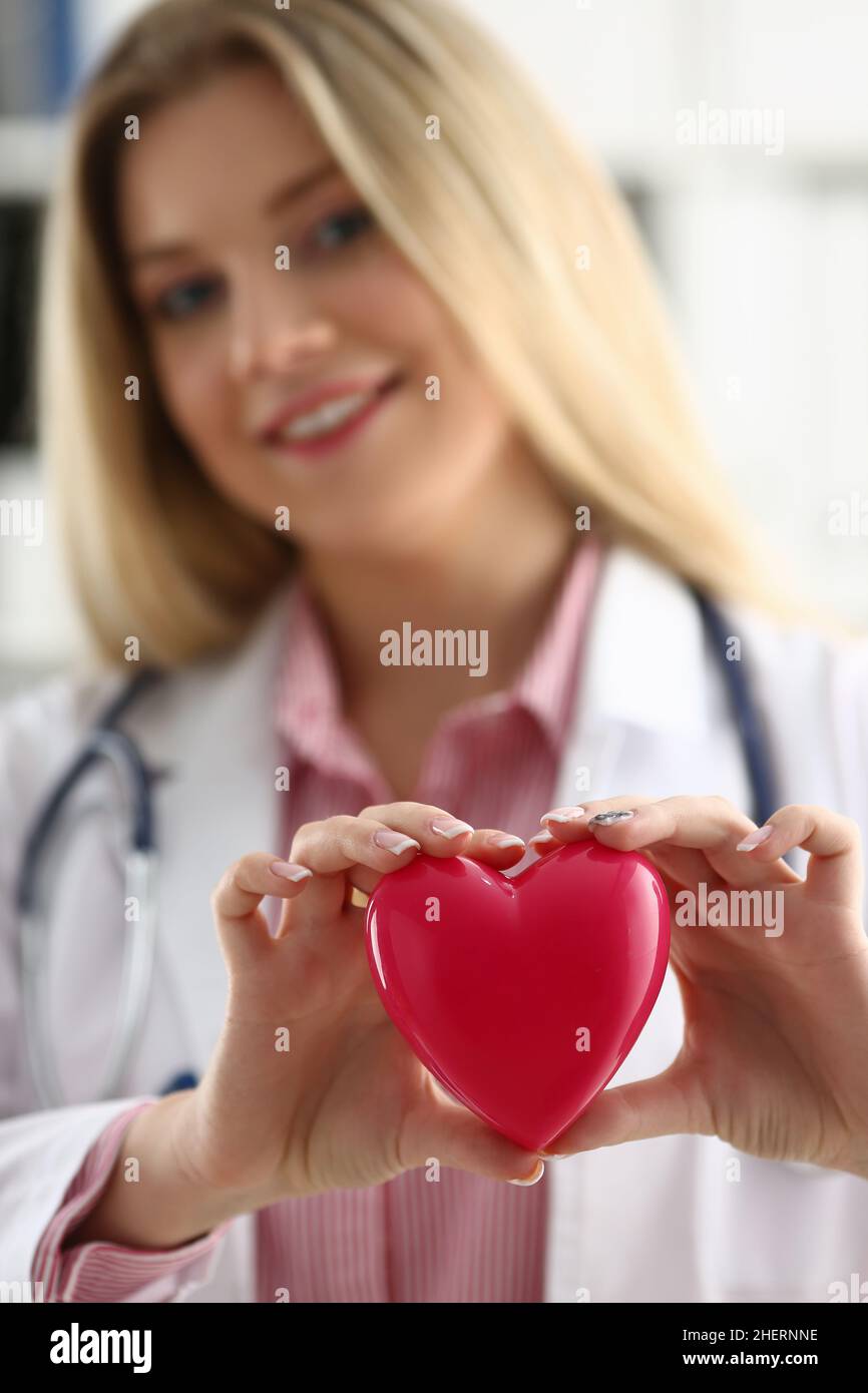 Cardiologist cardiac surgeon hi-res stock photography and images - Alamy