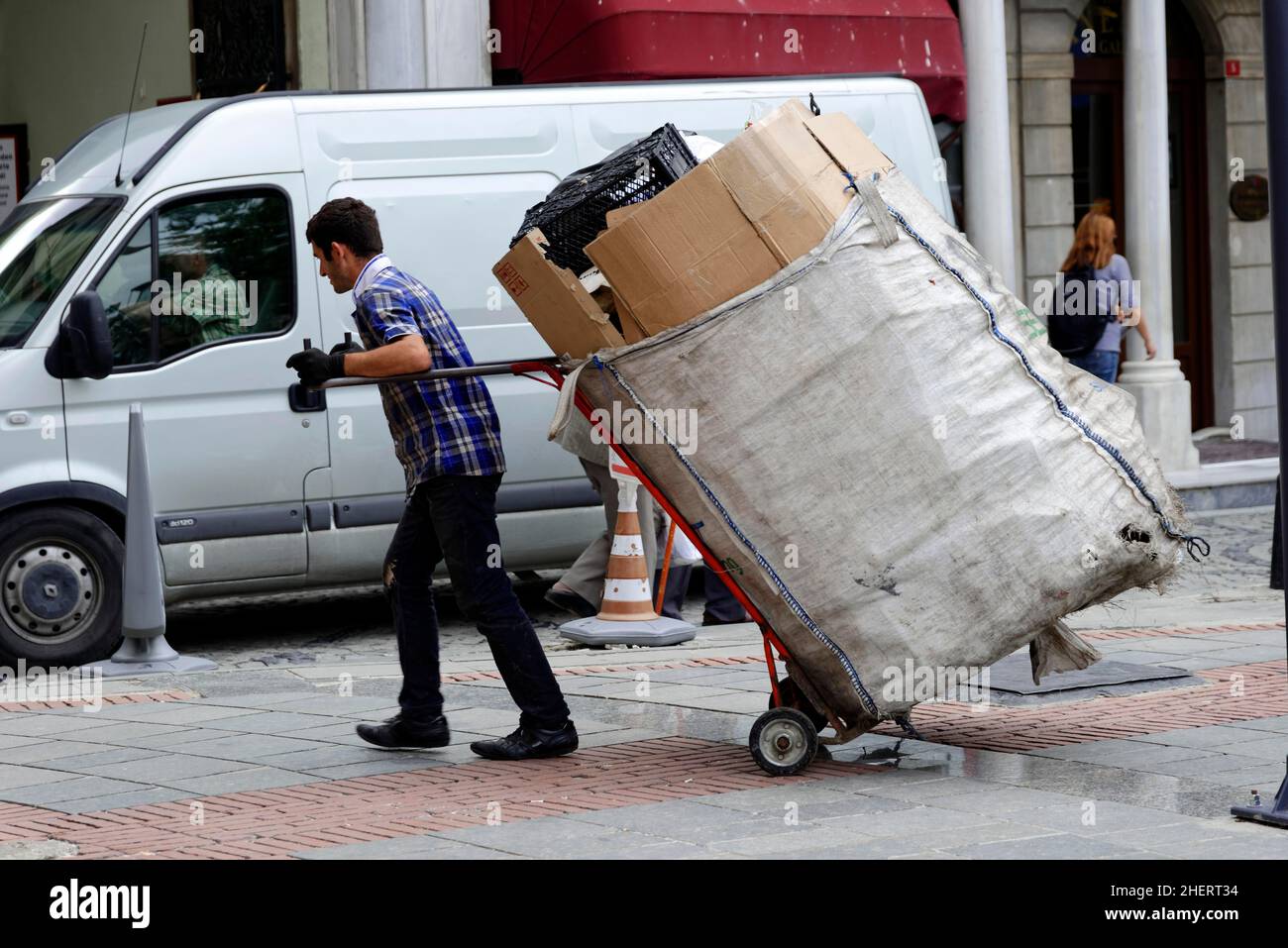 Transporter, Delivery Service, Old Town, Galata, Karakoey, Beyoglu ...