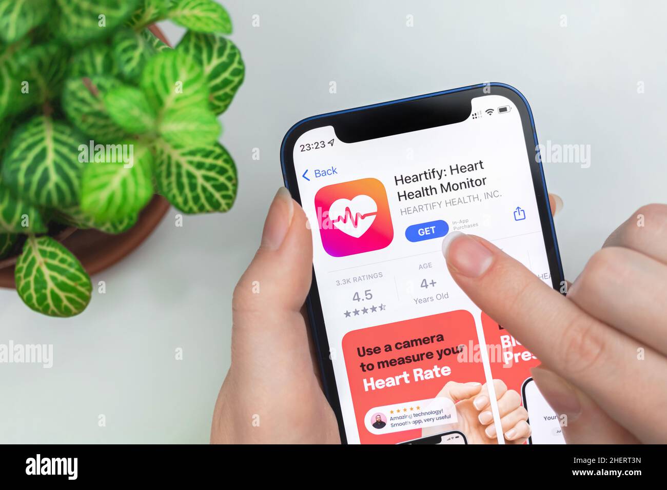 Kharkov, Ukraine - January 10, 2022: Heartify app icon close-up. Woman ...