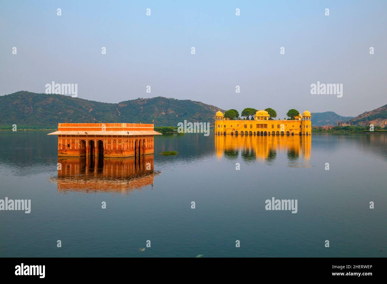 Water Palace (Jal Mahal) in Man Sagar Lake. Jaipur, Rajasthan, India ...