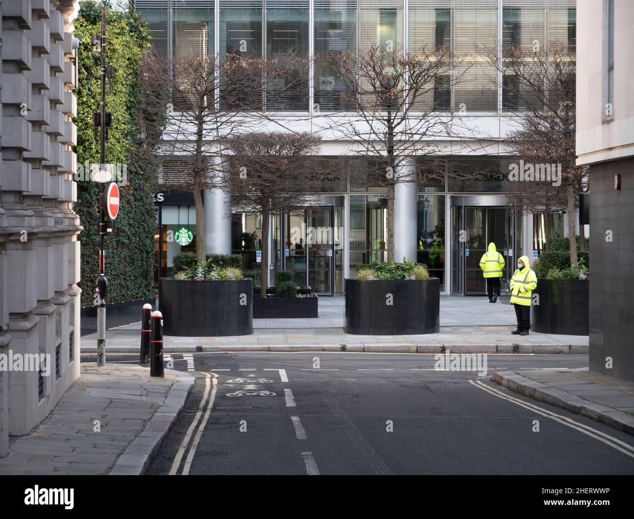 Blackrock building london hi-res stock photography and images - Alamy