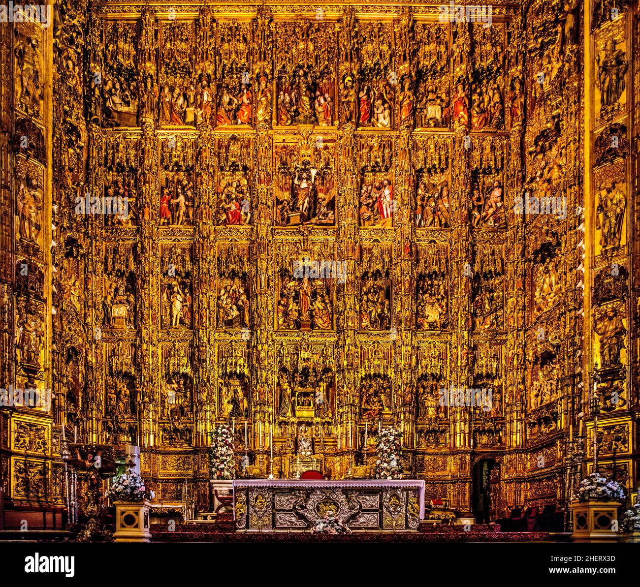 Gilded high altar, largest Christian altar in the world, Cathedral ...