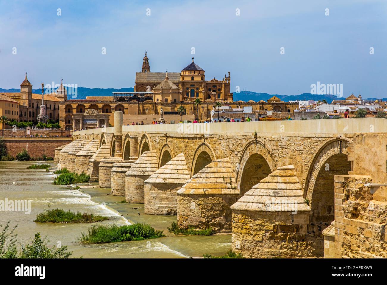 Puente Romano, Roman Bridge, Cordoba, Cordoba, Andalusia, Spain Stock ...