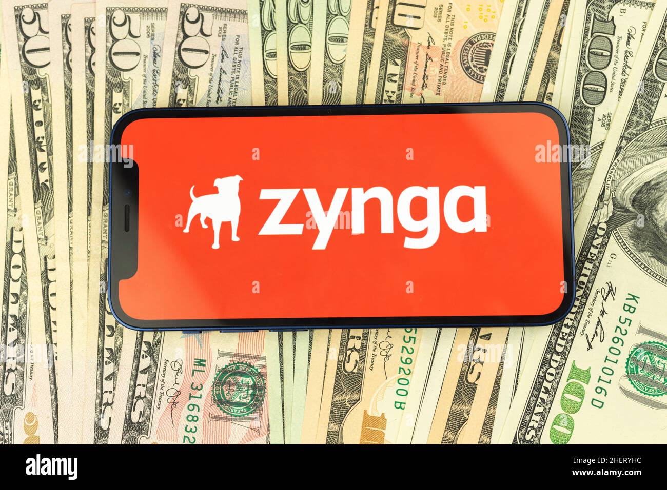 Farmville mobile game screen hi-res stock photography and images - Alamy