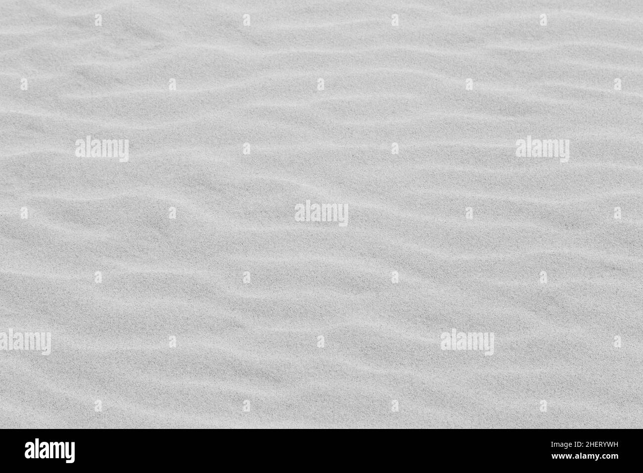 Clean white sandy beach hi-res stock photography and images - Alamy