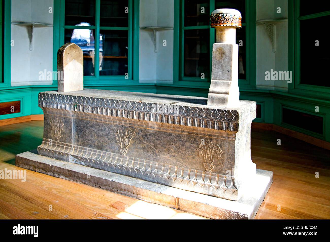 Tuerbe, Mevlana Tekkesi, Mausoleum of Mevlana Jalad ad-Din Rumi, Konya ...