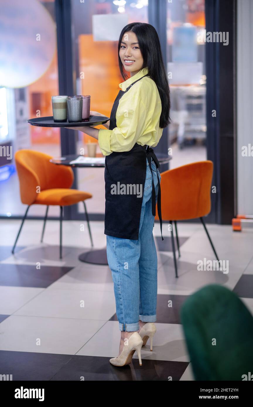 Waitress in chinese restaurant in hi-res stock photography and images ...
