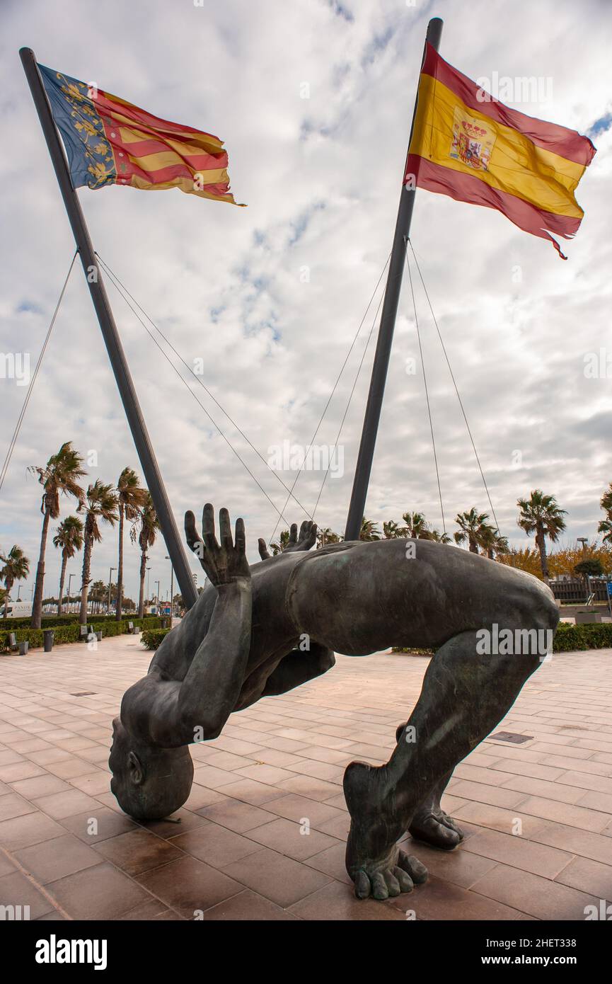 Valencia, Spain 17/12/2021: Salt giant - Gigante de sal. Playa de la ...