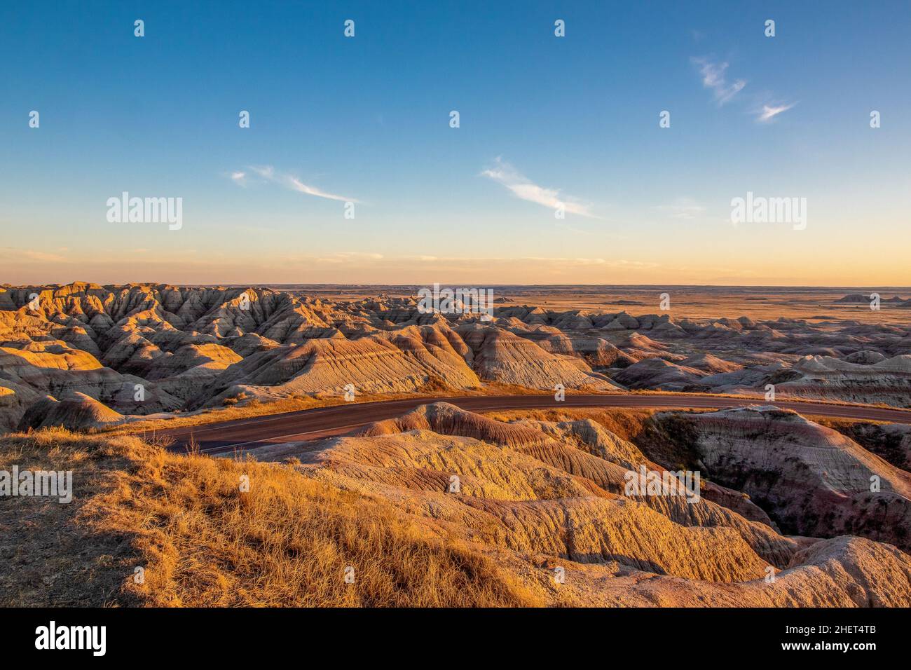 Overlooking badlands hi-res stock photography and images - Alamy