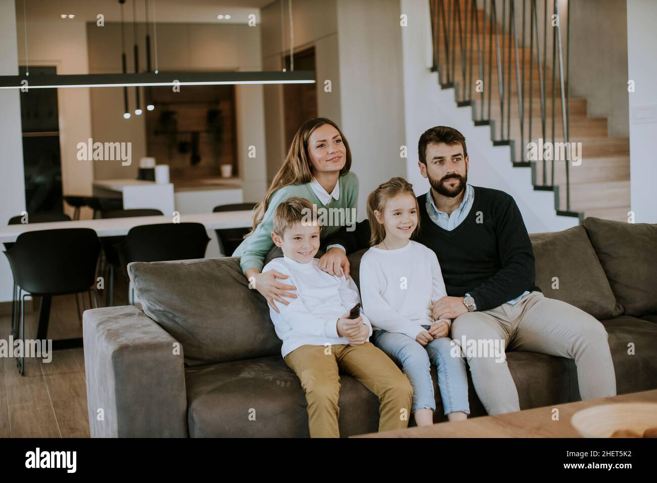 Adult brother sister fighting hi-res stock photography and images - Alamy