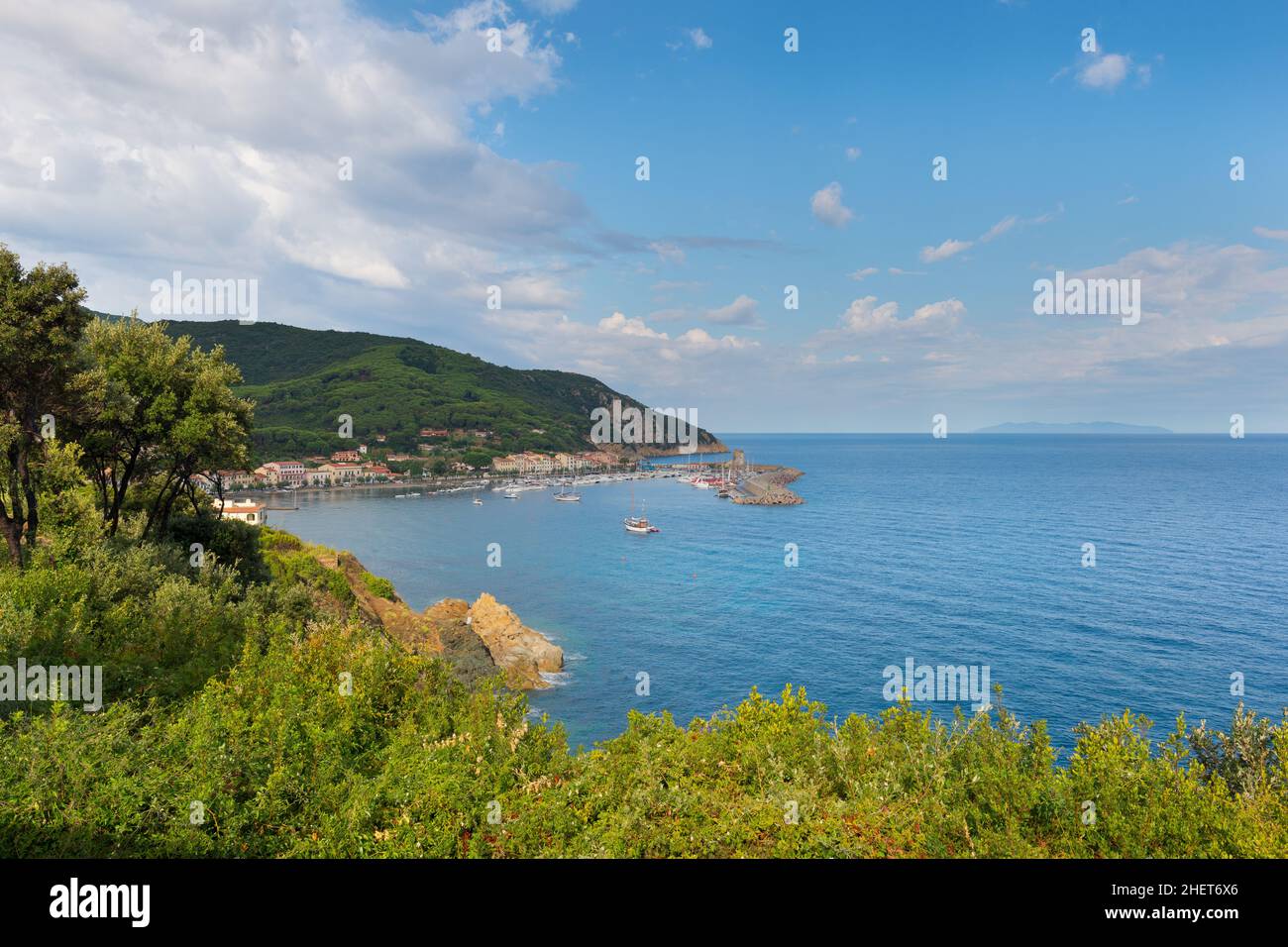 Elba italy forest hi-res stock photography and images - Alamy