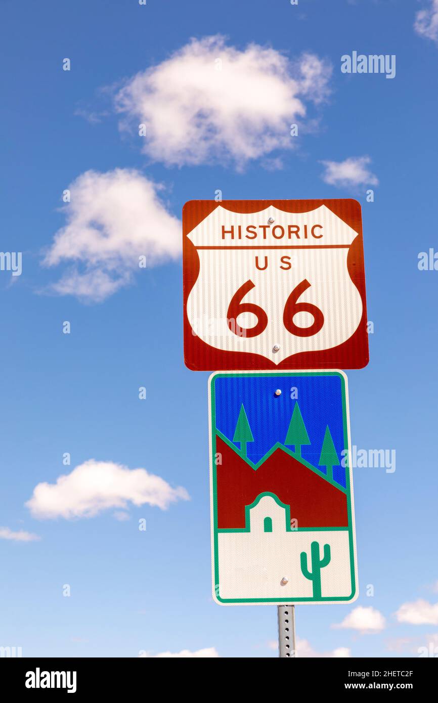 Under route 66 sign in hi-res stock photography and images - Alamy
