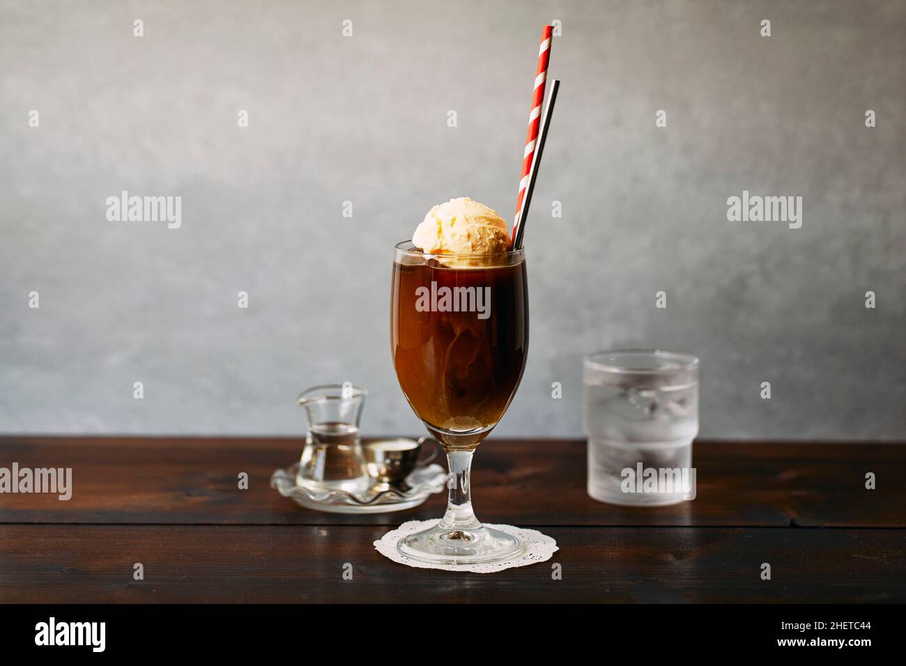 Coffee float hi-res stock photography and images - Alamy