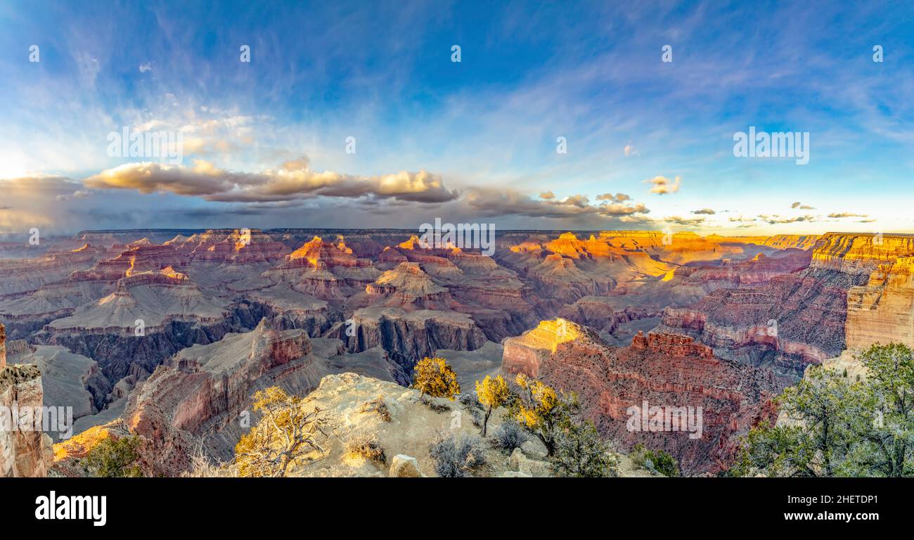 spectacular sunset at Grand Canyon at Hopi Point Stock Photo - Alamy