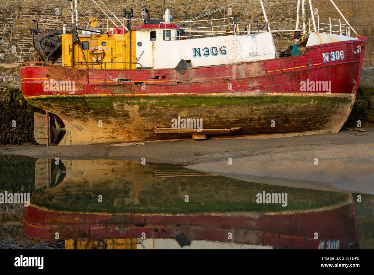 Fishing boat balbriggan harbour hi-res stock photography and images - Alamy