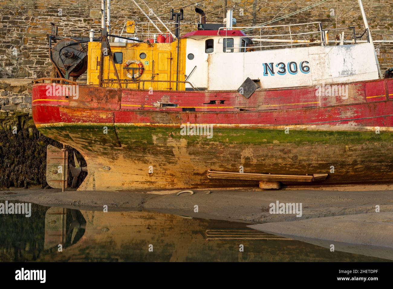 Fishing boat balbriggan harbour hi-res stock photography and images - Alamy