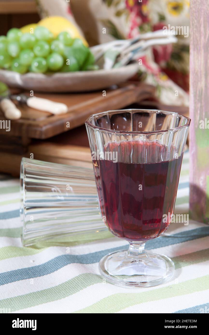 Red fascia hi-res stock photography and images - Alamy