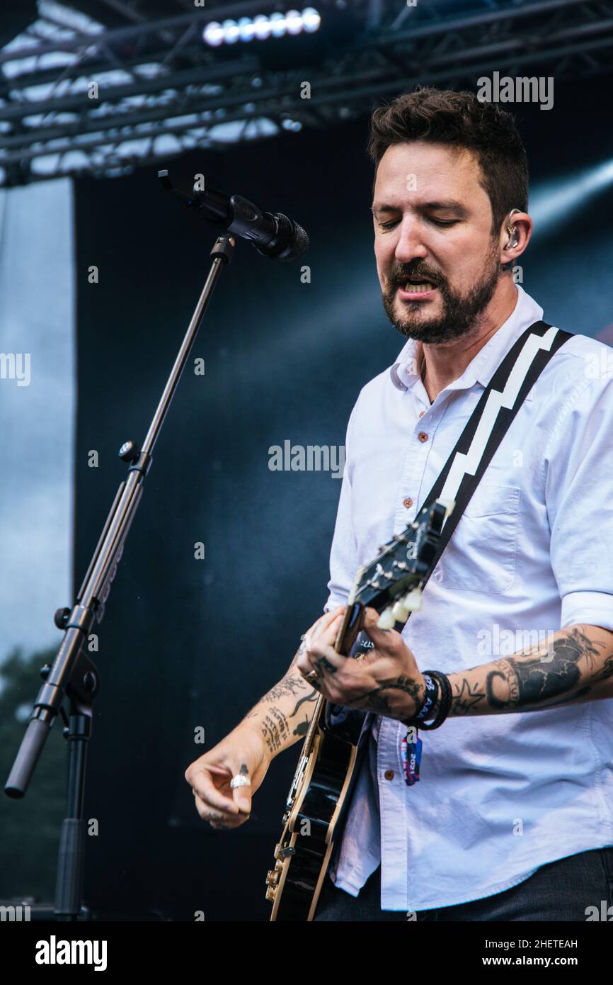 Frank Turner and the sleeping souls live at slam dunk festival 2021 ...