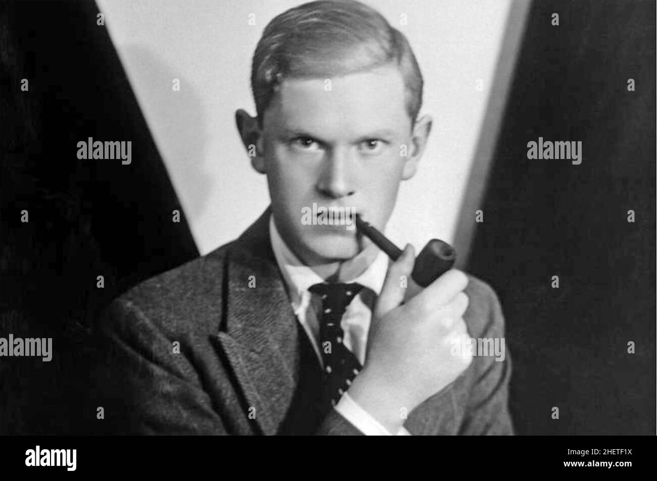 Evelyn waugh novelist hi-res stock photography and images - Alamy