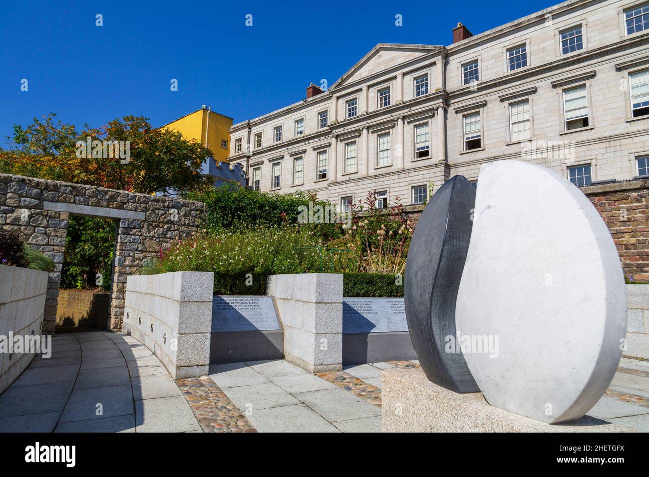 Garda Memorial Garden, Dublin Castle, Dublin City, County Dublin ...