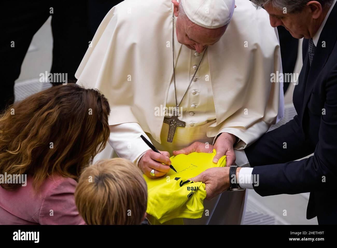 Vatican City, Vatican. 12th Jan, 2022. Pope Francis makes an autograph ...