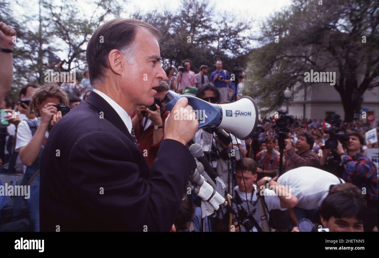 Jerry brown california 1992 hi-res stock photography and images - Alamy