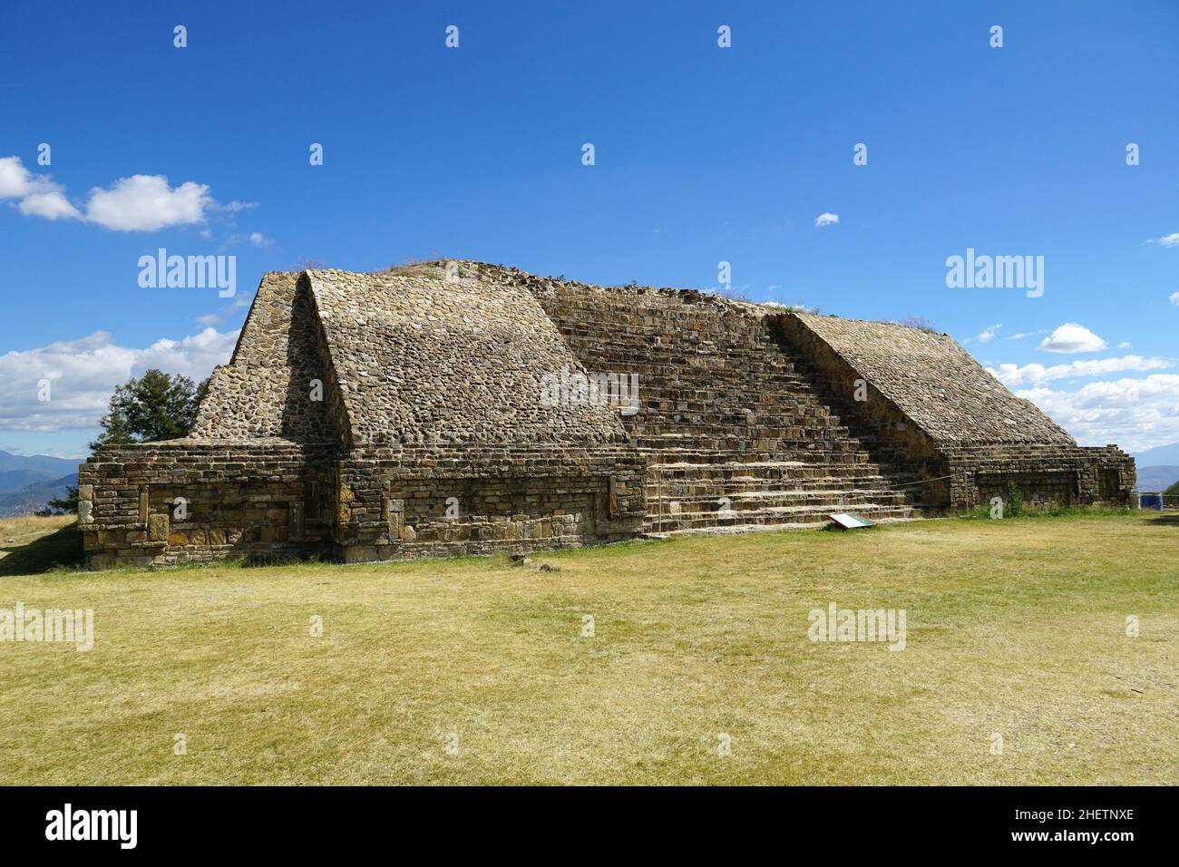 Pyramid, Monte Albán, zapotec ruins, pre-Columbian archaeological site ...