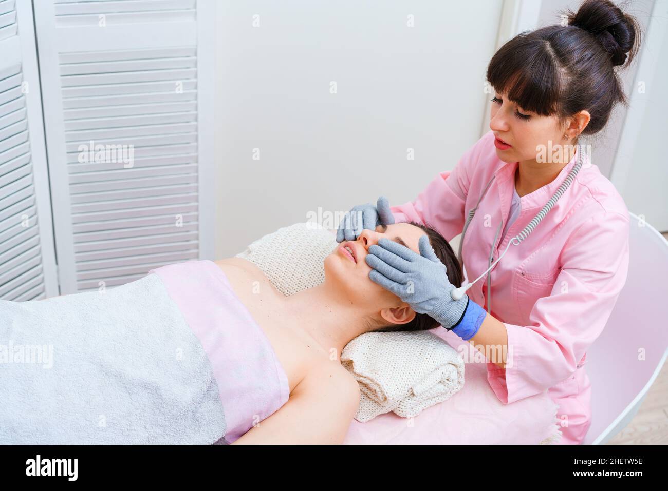 Micro-sensory electric microcurrent procedure bio ems for electrode ...