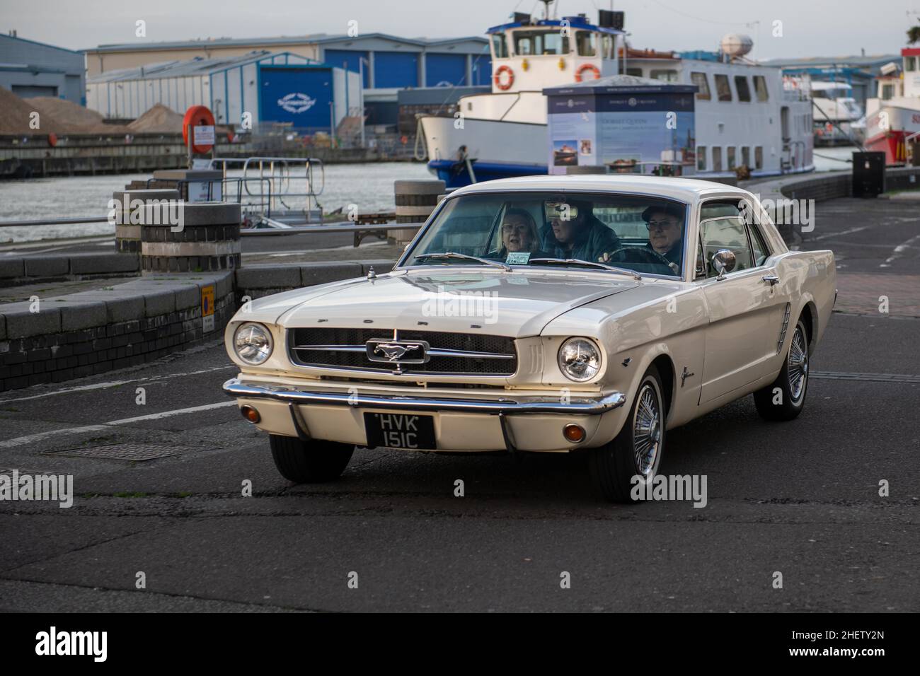 Classic cars on Poole quay Stock Photo - Alamy
