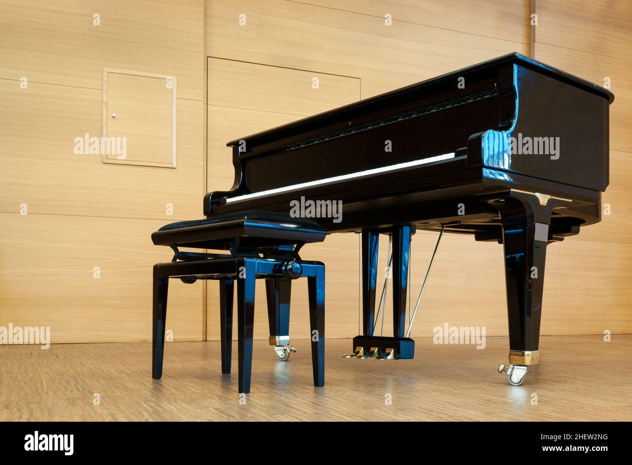Black stool hi-res stock photography and images - Alamy