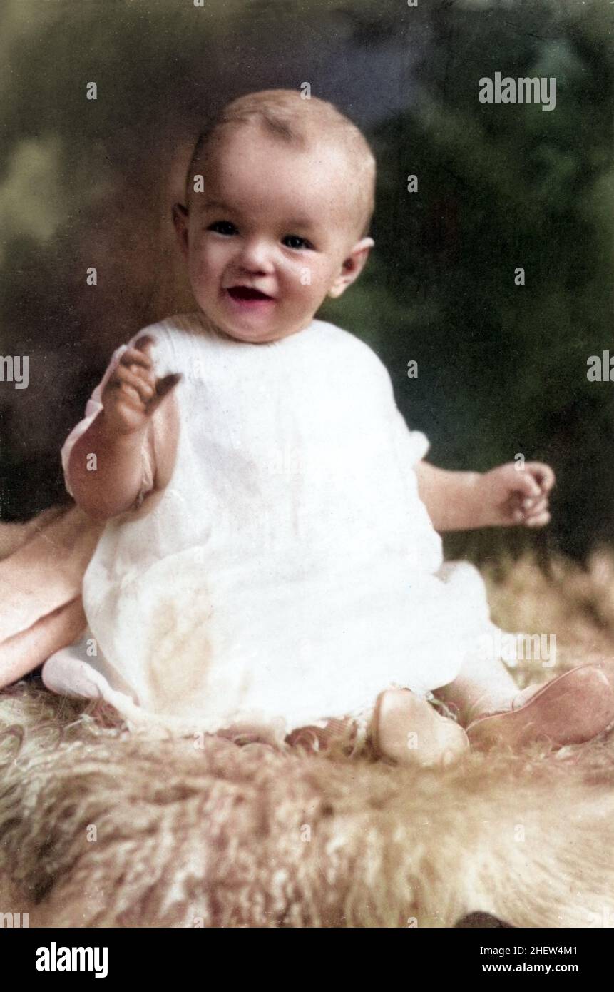 Photo of Marilyn Monroe as a baby from the October 1953 issue of Modern ...