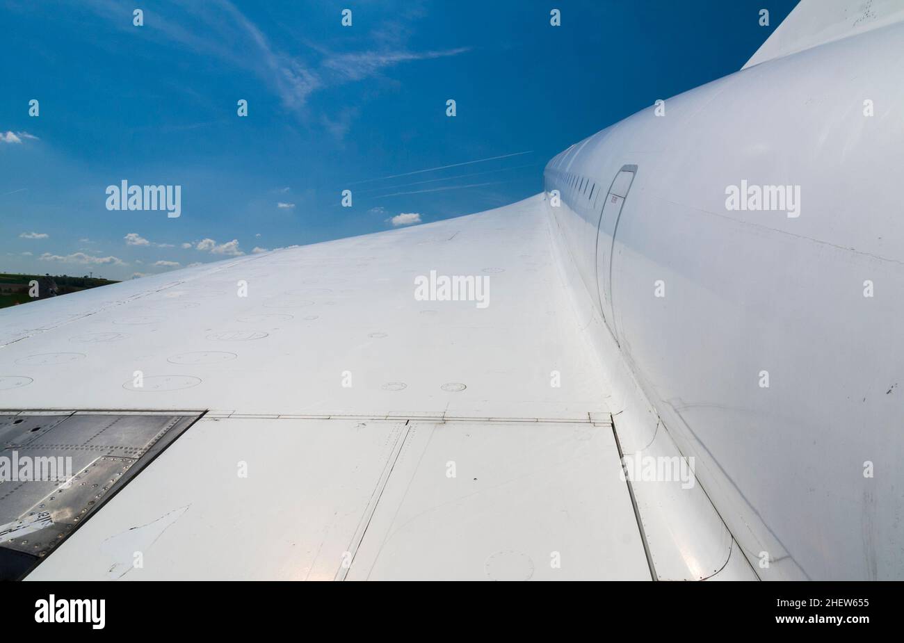 wing of Concorde, the only passenger supersonic airliner Stock Photo ...