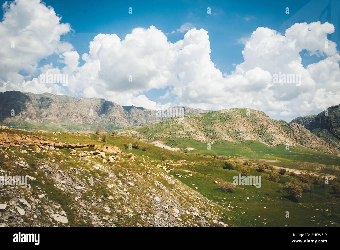 Kurdish mountains in northern Iraq near suleymania Stock Photo - Alamy