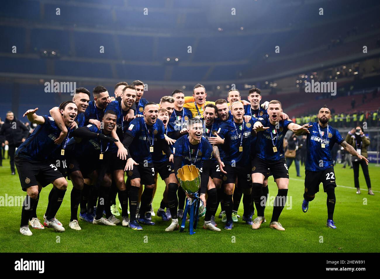 Supercoppa italiana trophy hi-res stock photography and images - Alamy