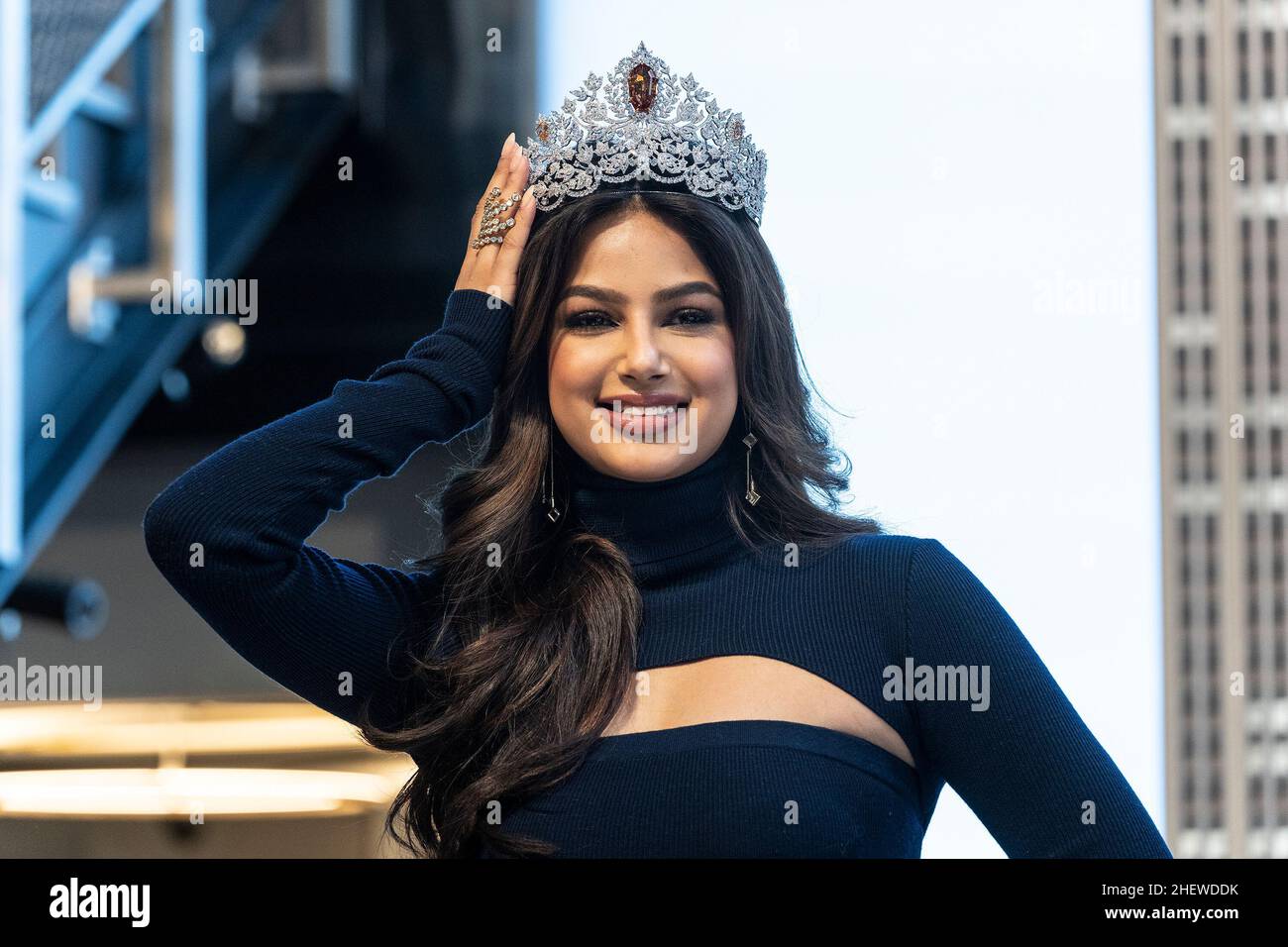 New York, New York, USA. 12th Jan, 2022. Miss Universe Harnaaz Sandhu of India wearing dress by ...