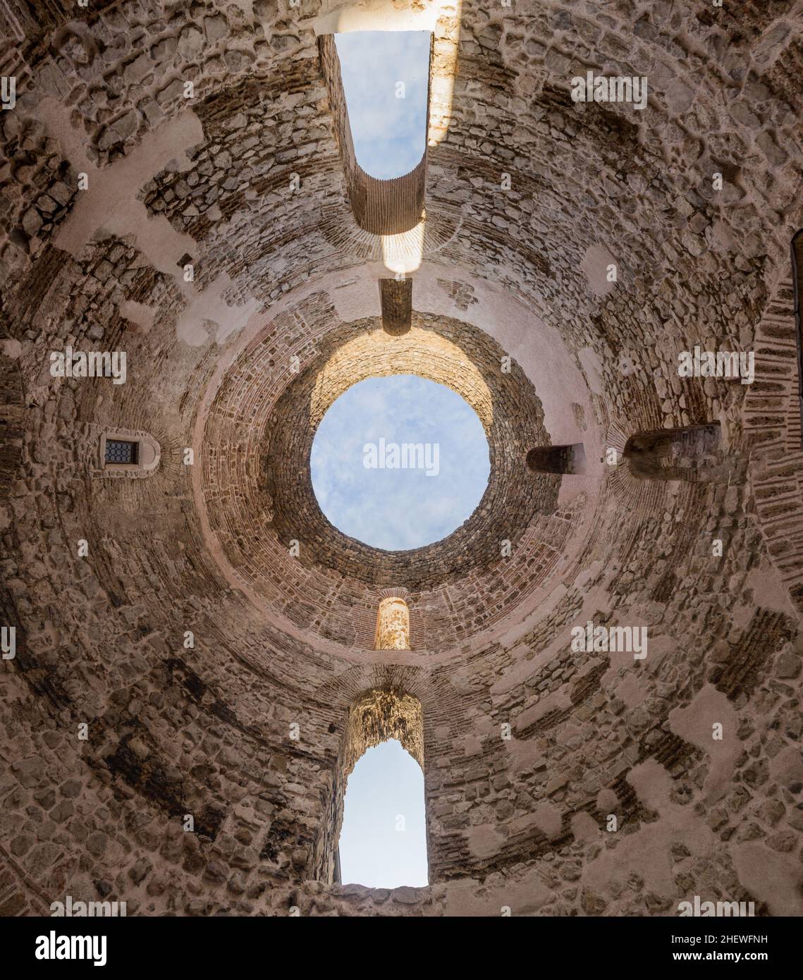 Ancient vestibule building in Split, Croatia Stock Photo - Alamy