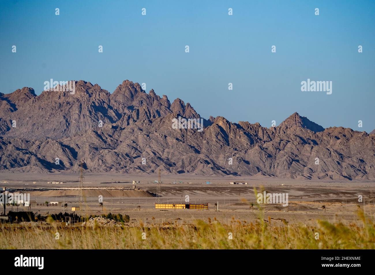 mountains in egypt. the mountain range of Egypt. travel in egypt ...