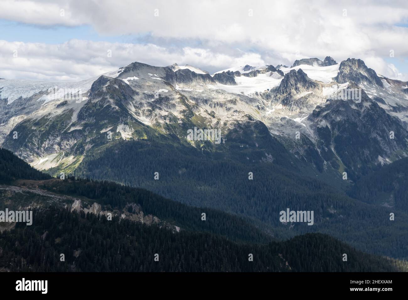 Beautiful view on Elfin Lakes hike in Garibaldi National Park, British ...