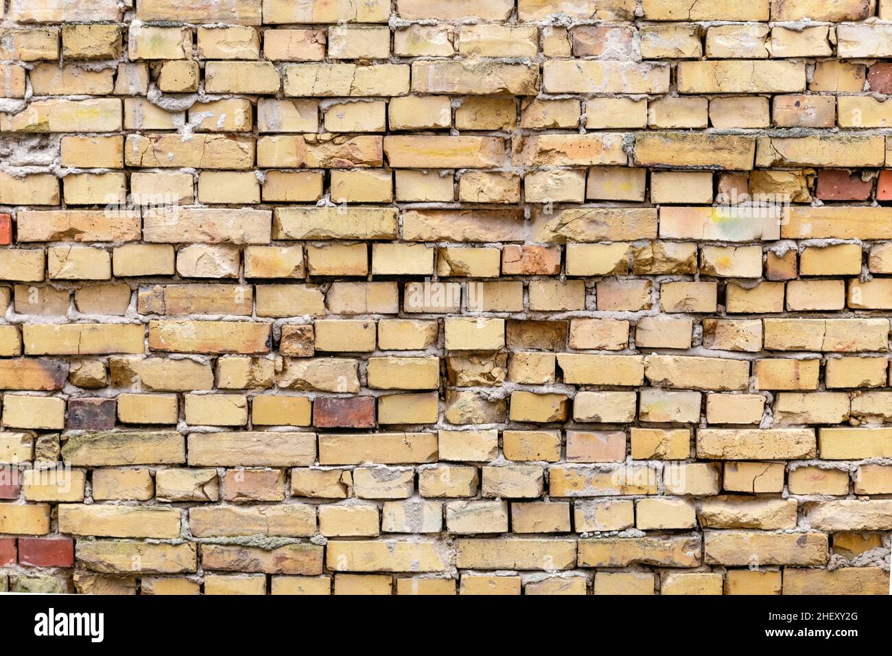 Solid brick wall hi-res stock photography and images - Alamy
