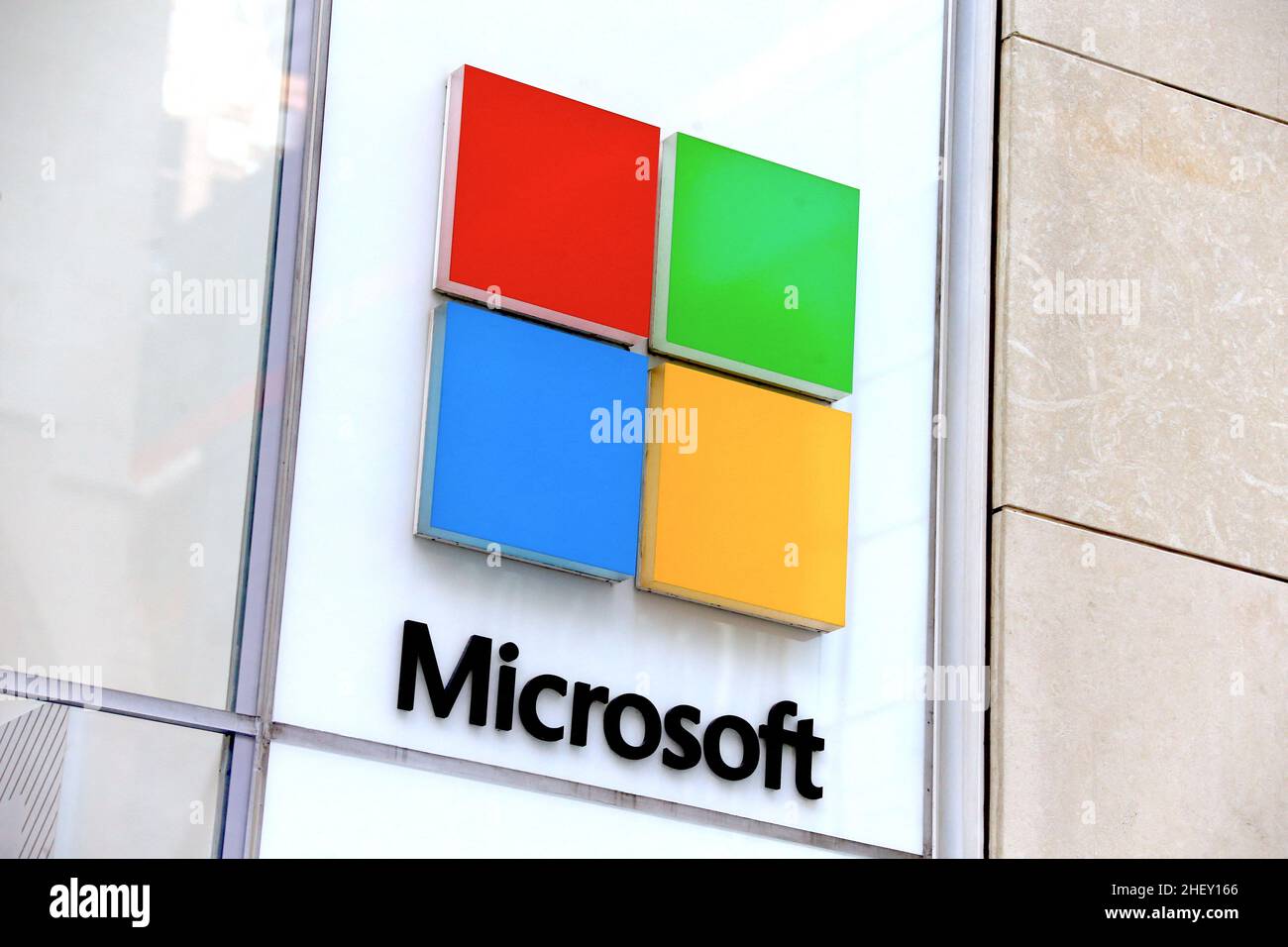 Microsoft brand and logo hi-res stock photography and images - Alamy
